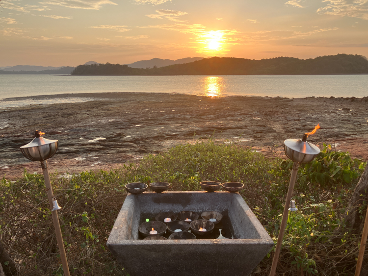 Two Hulls to Ko Naka Yai